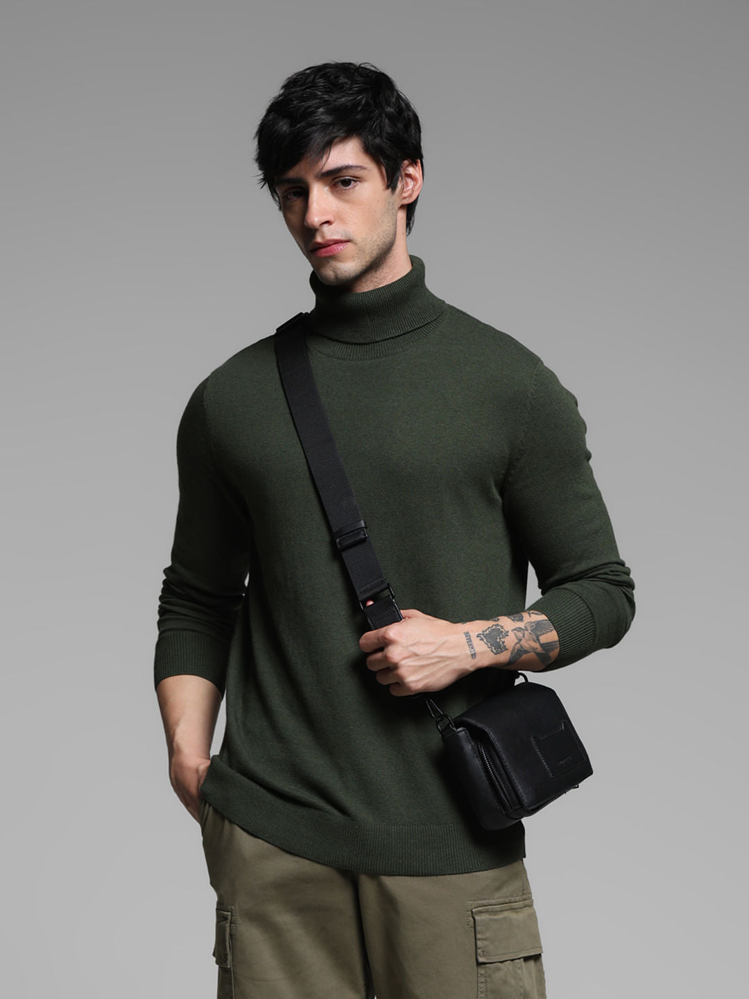 Green Turtle Neck Flat Knit Pullover